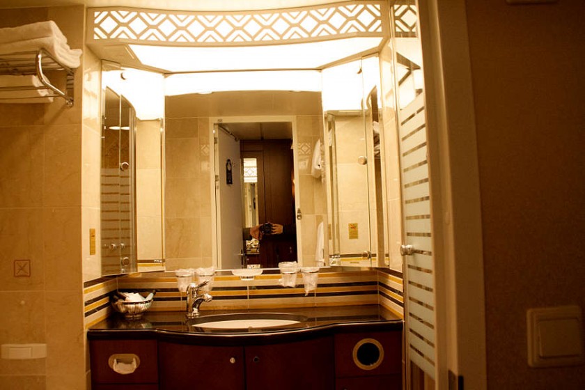 Color Line – Bad in Suite – Esel unterwegs